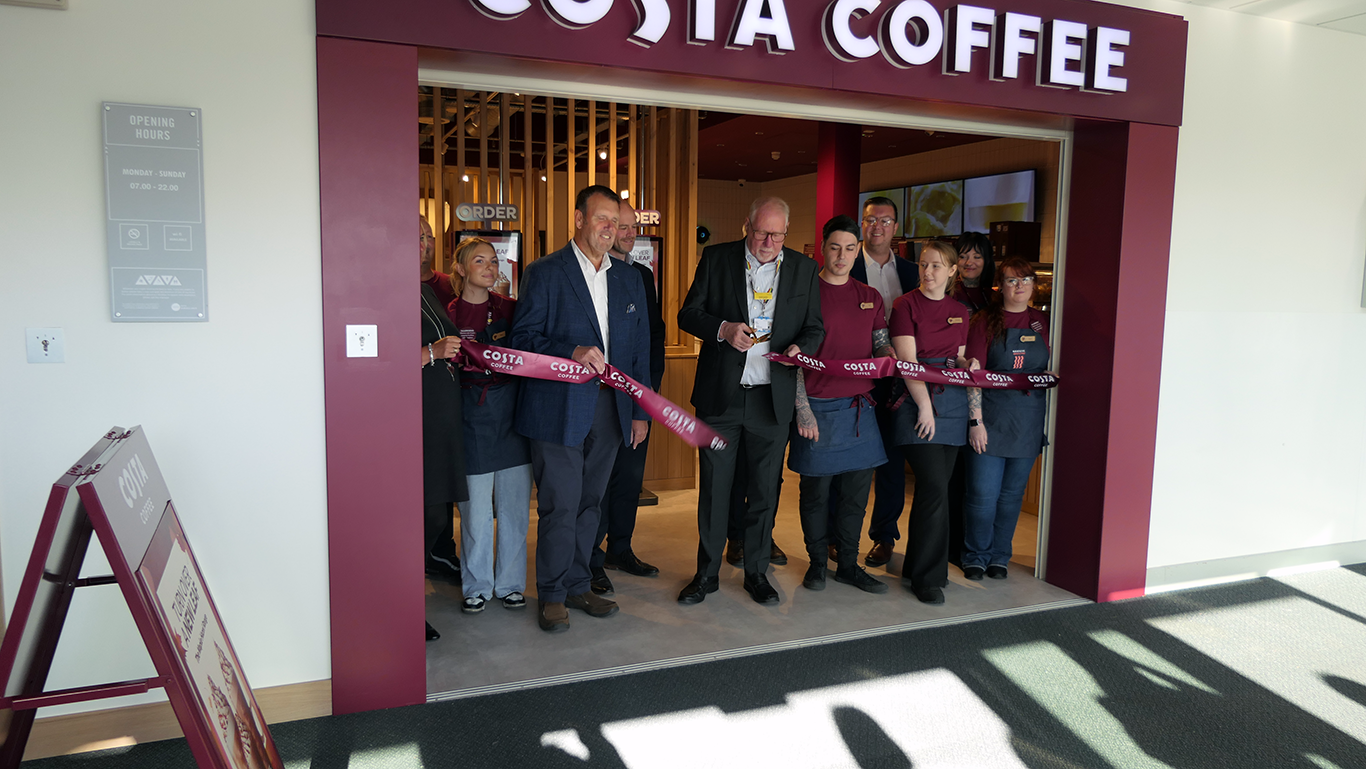 New Costa Coffee outlet opens at Grimsby hospital - Northern ...